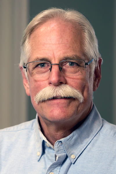 Dr. Stuart McGill - WSOBox.com